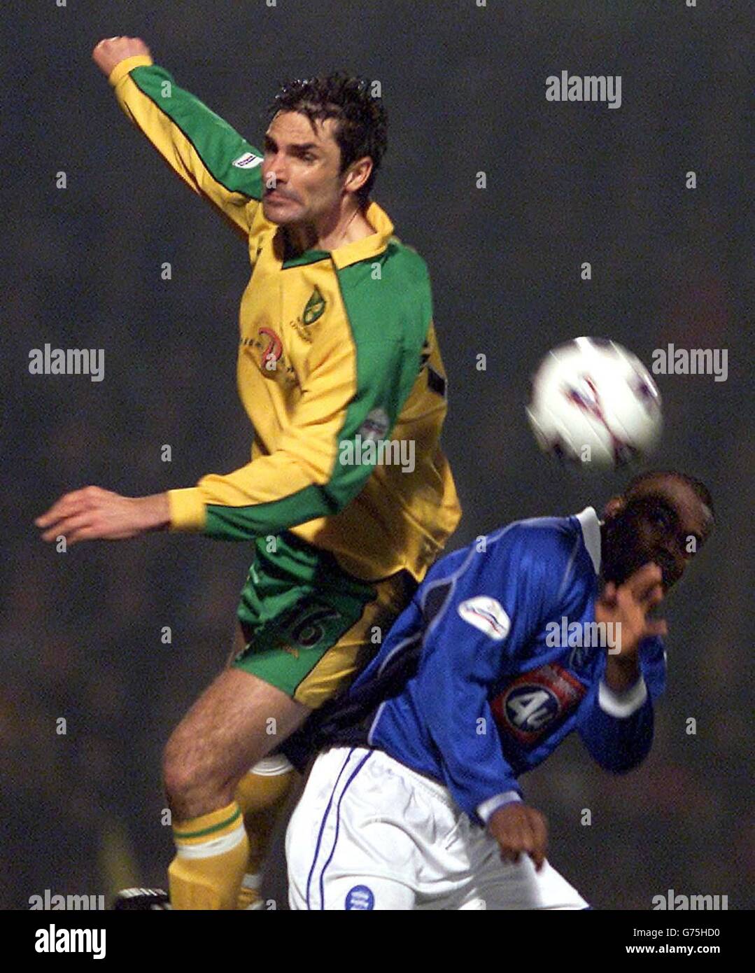 Norwich city football club carrow rd hi-res stock photography and ...