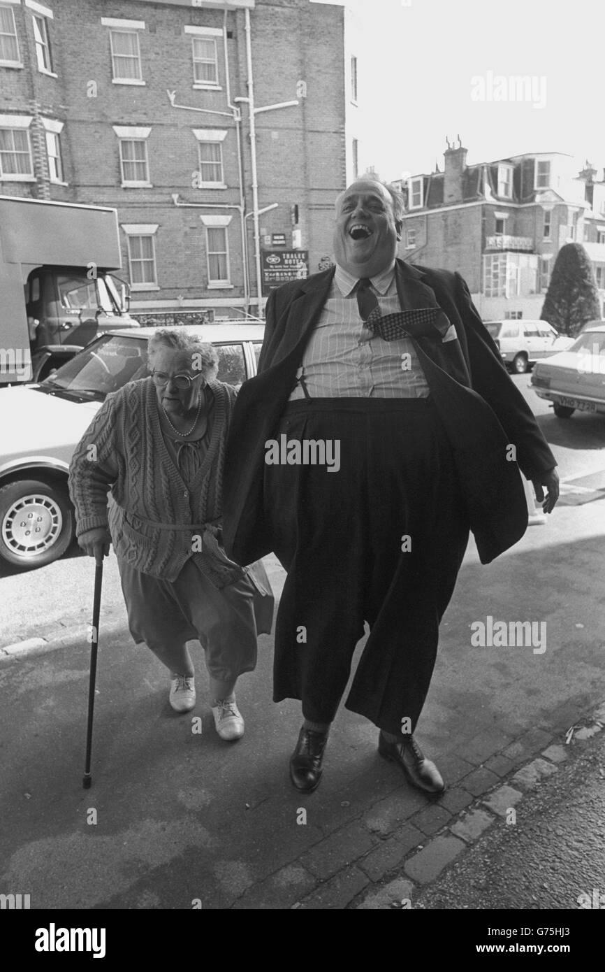 Politics - Liberal MP Cyril Smith - Savoy Hotel - Bournemouth Stock ...
