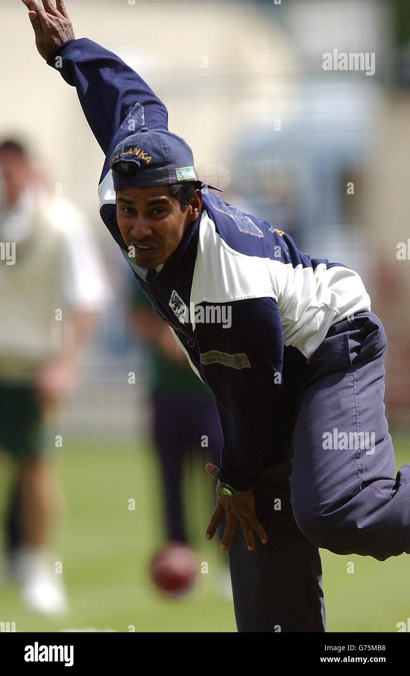 Sri lankan chaminda vaas hi-res stock photography and images - Alamy