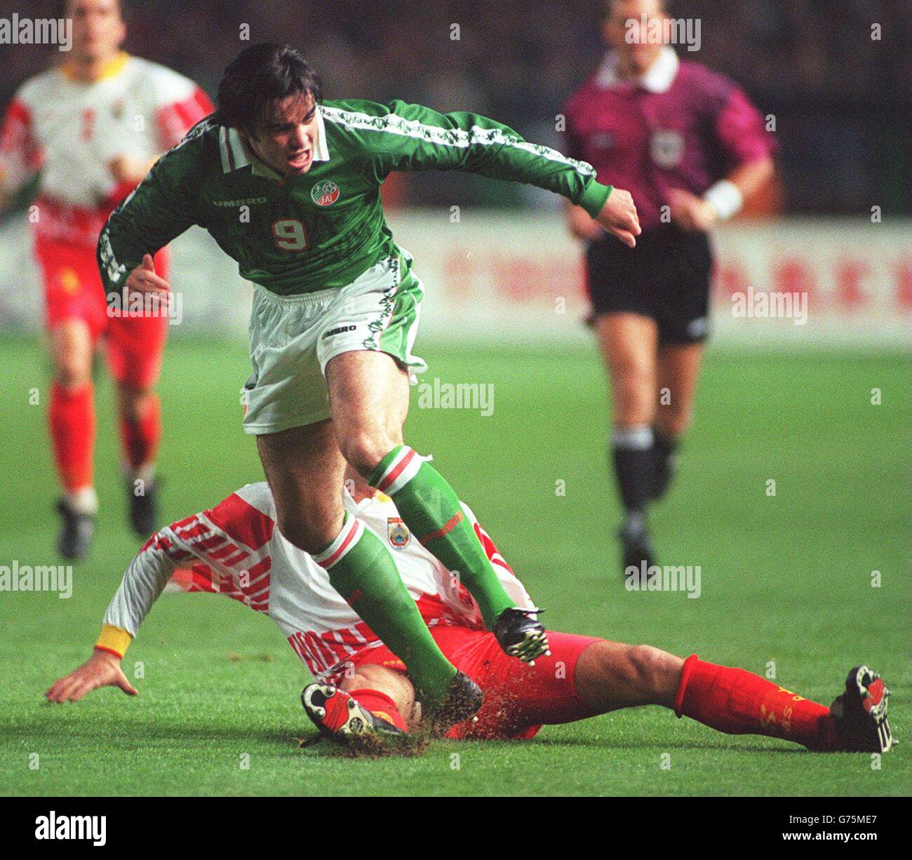 Soccer macedonia v ireland hi-res stock photography and images - Alamy