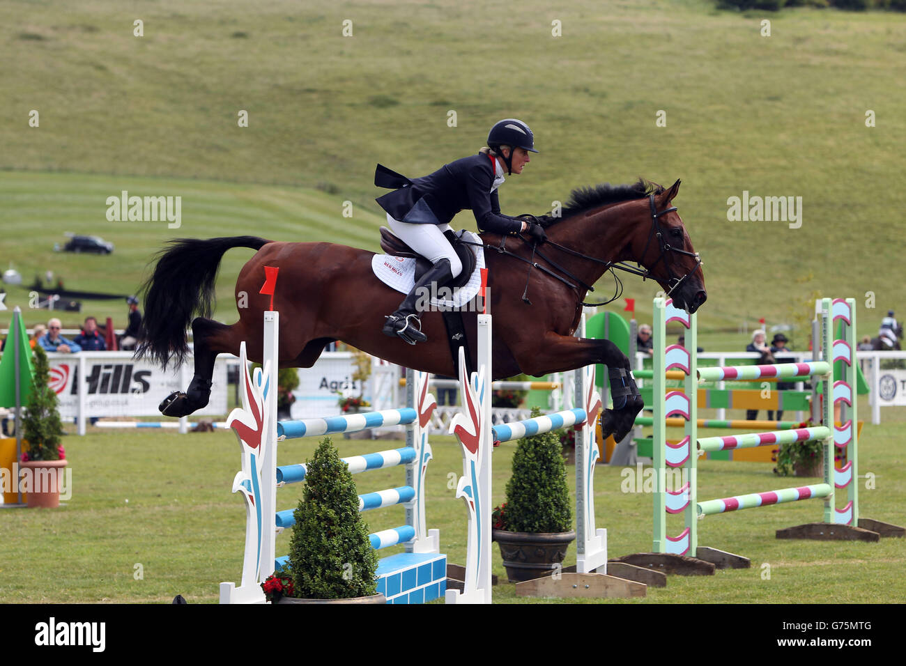 Great Britain's Tina Cook competes on De Novo News in the show jumping ...