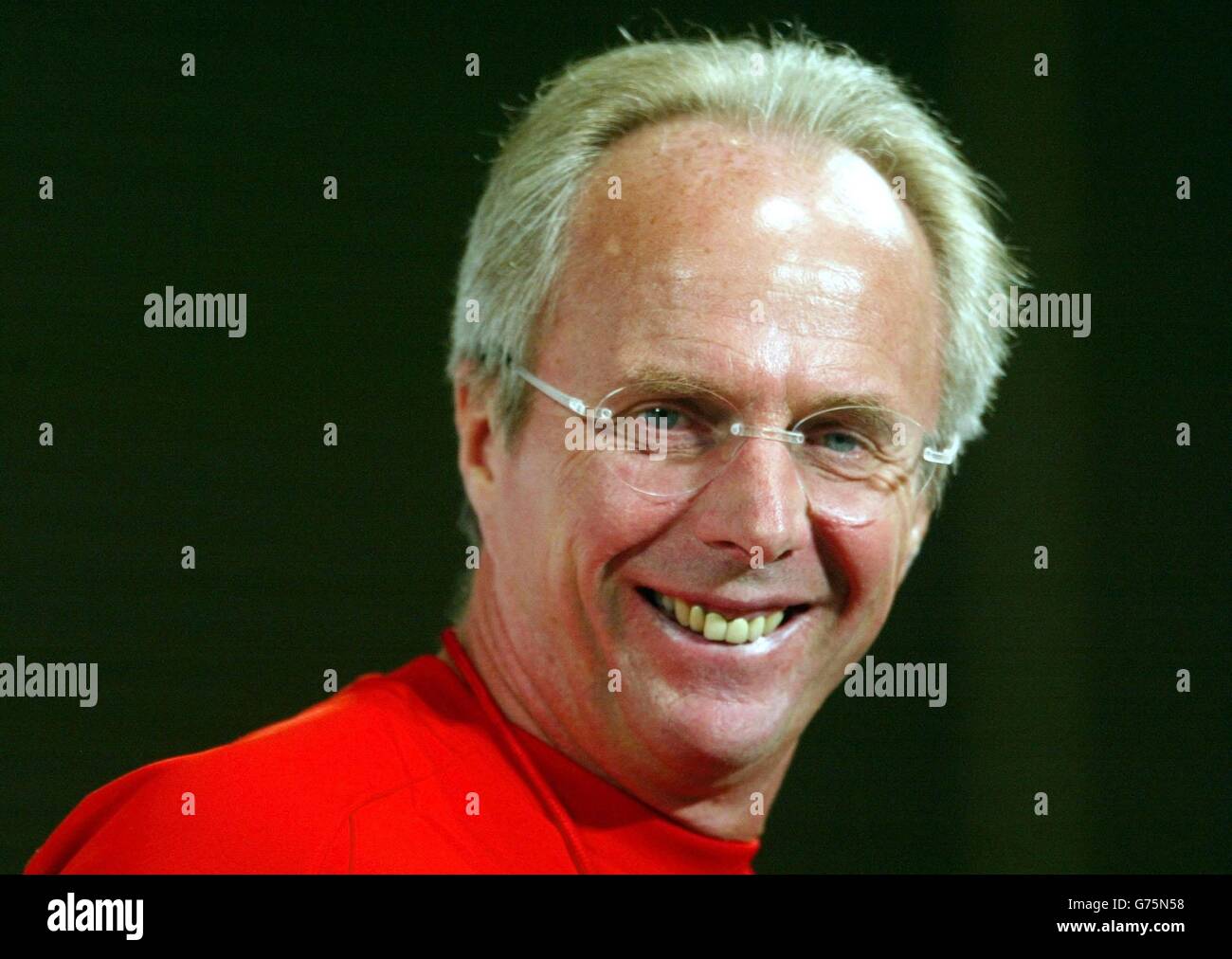 England press conference Stock Photo - Alamy