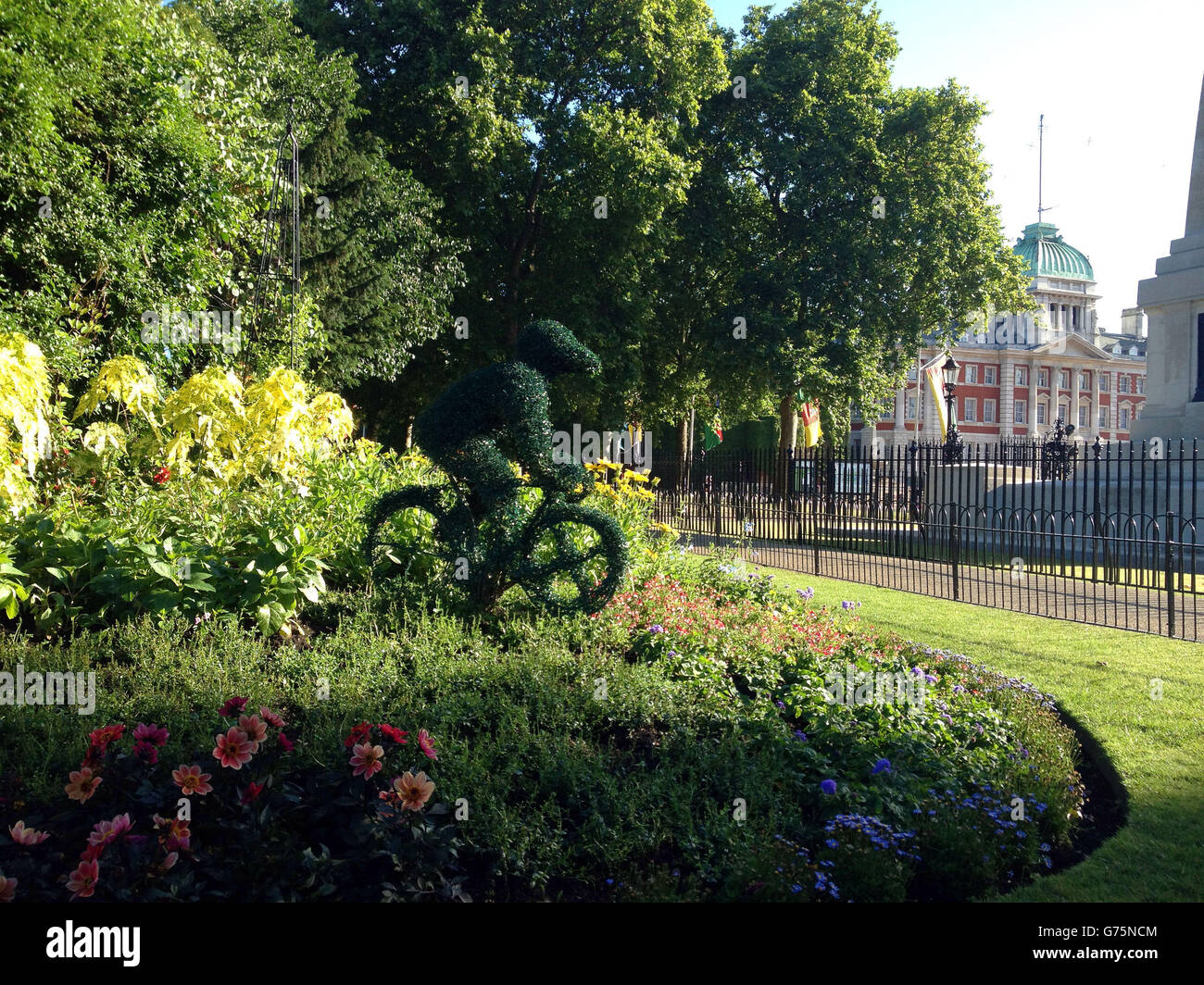 Tour de France themed topiary in St James's Park, London, as the world ...