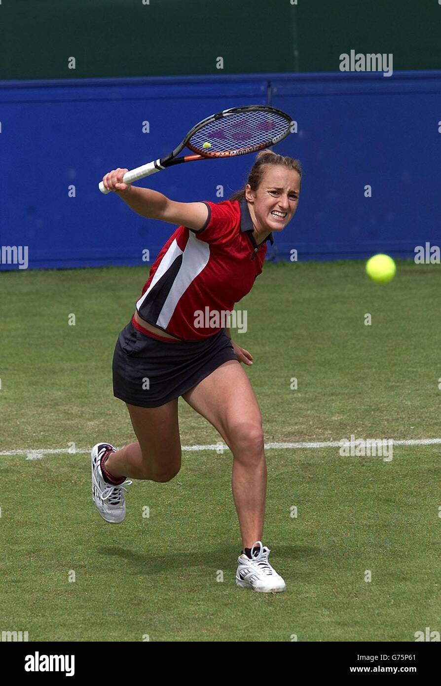 Julie pullin action 3rd round match magdalena maleeva hi-res stock ...