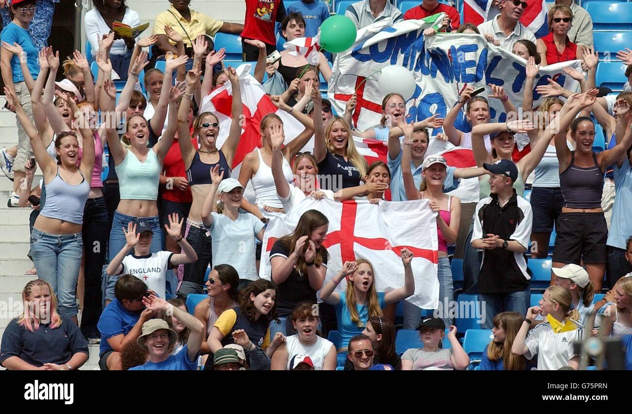 Athletics crowd flag waving hi-res stock photography and images - Alamy
