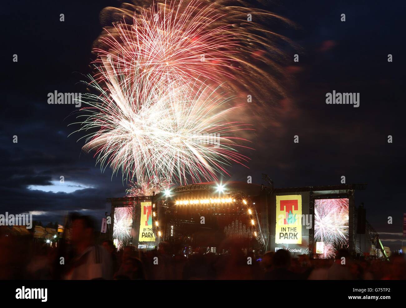 Day time fireworks hi-res stock photography and images - Alamy
