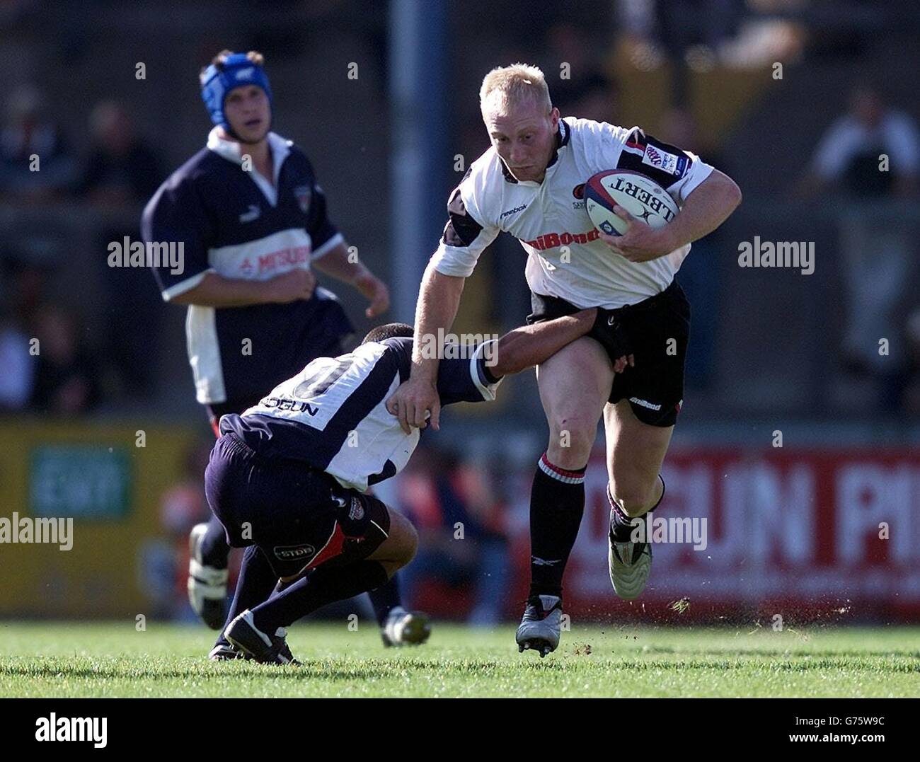 Rugby union tackling running action tom shanklin hi-res stock ...