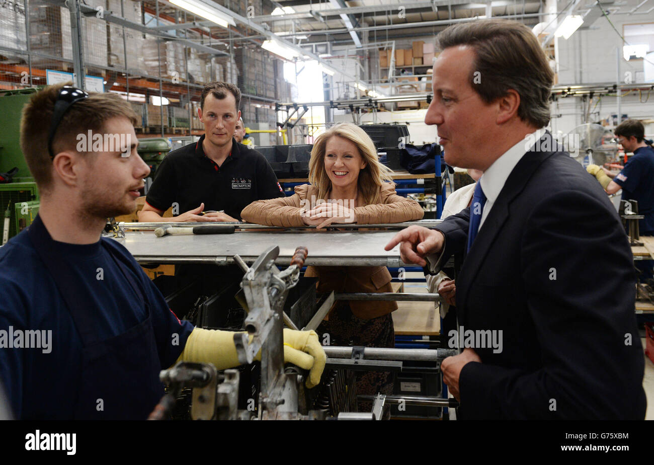 Prime Minister David Cameron and Minister for Employment and ...