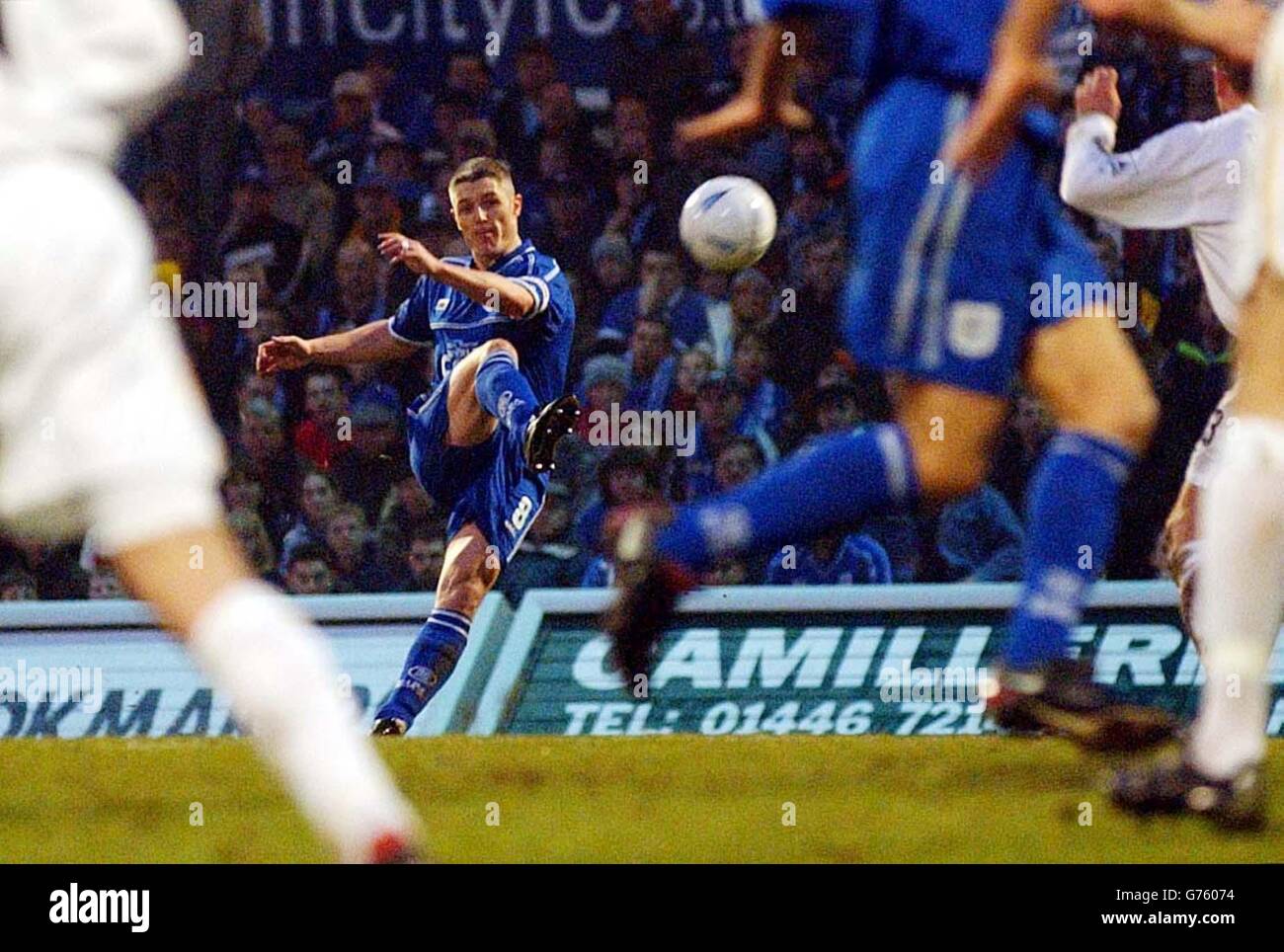Cardiff City's Graham Kavanagh scores his side's equaliser against ...