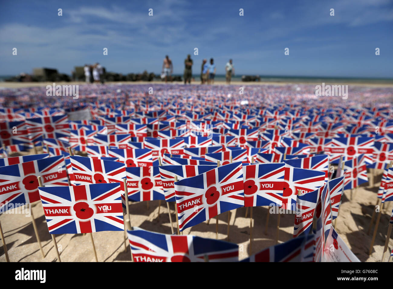 News memorial dday flags hi-res stock photography and images - Alamy