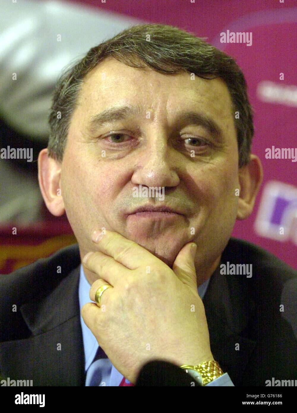 Graham taylor england manager hi-res stock photography and images - Alamy