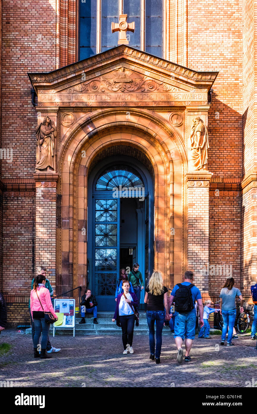 Protestant thomaskirche hi-res stock photography and images - Alamy
