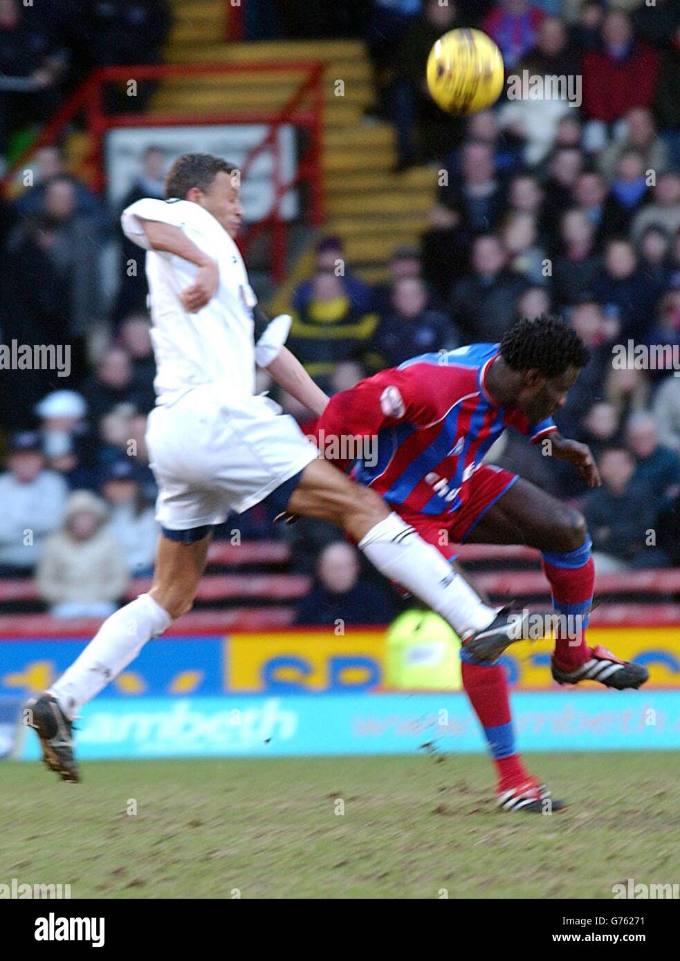 Crystal palace striker ade akinbiyi hi-res stock photography and images ...