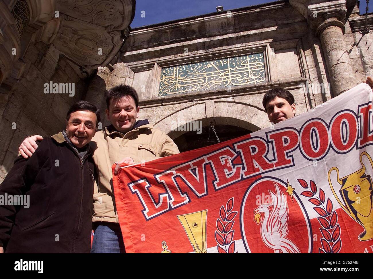 Liverpool fans in turkey hi-res stock photography and images - Alamy