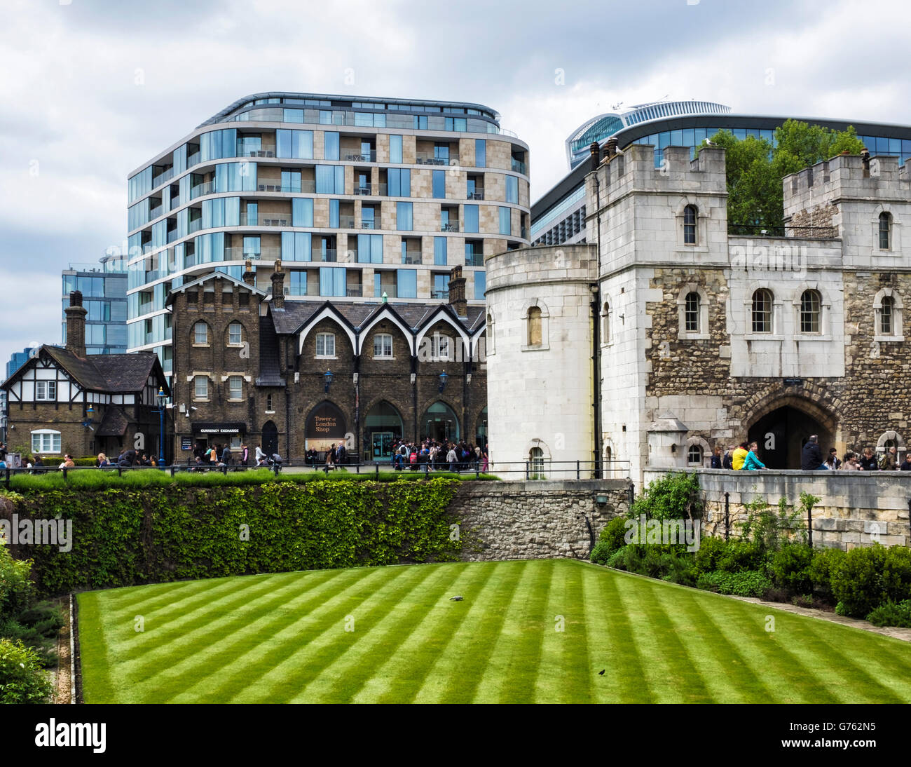 London Buildings, old and new, Historic Tower of London building and ...