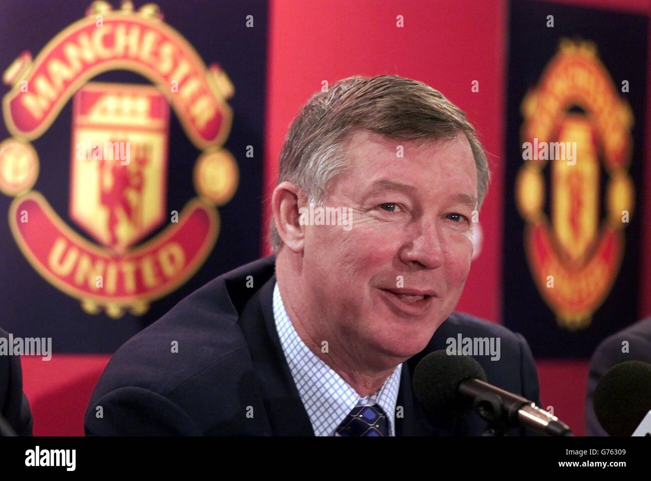 Manchester united old trafford stadium 30 09 2003 hi-res stock ...