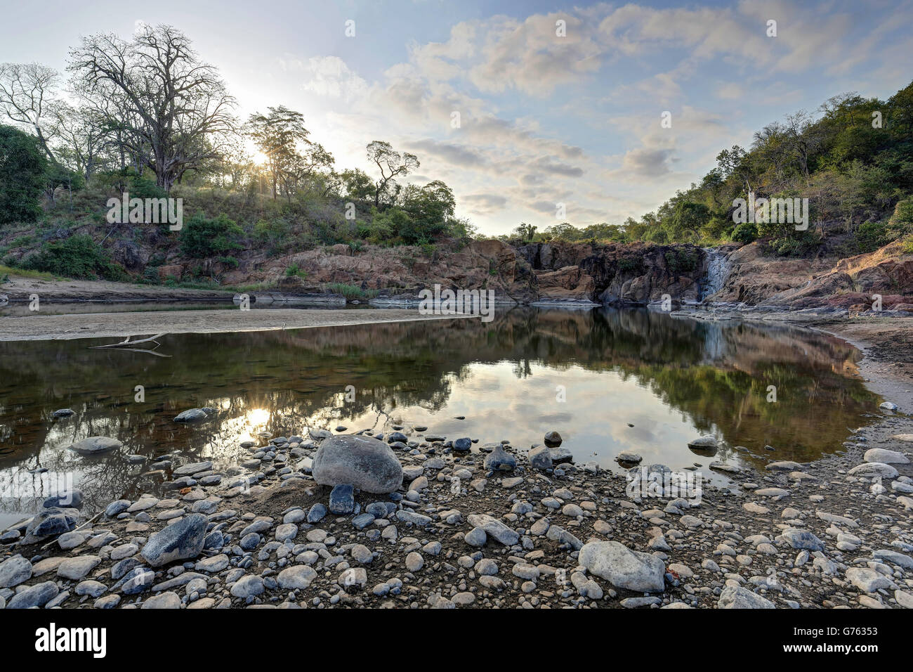 Chongwe River, Lower Sambesi National Park, Sambia, Afrika Stock Photo ...