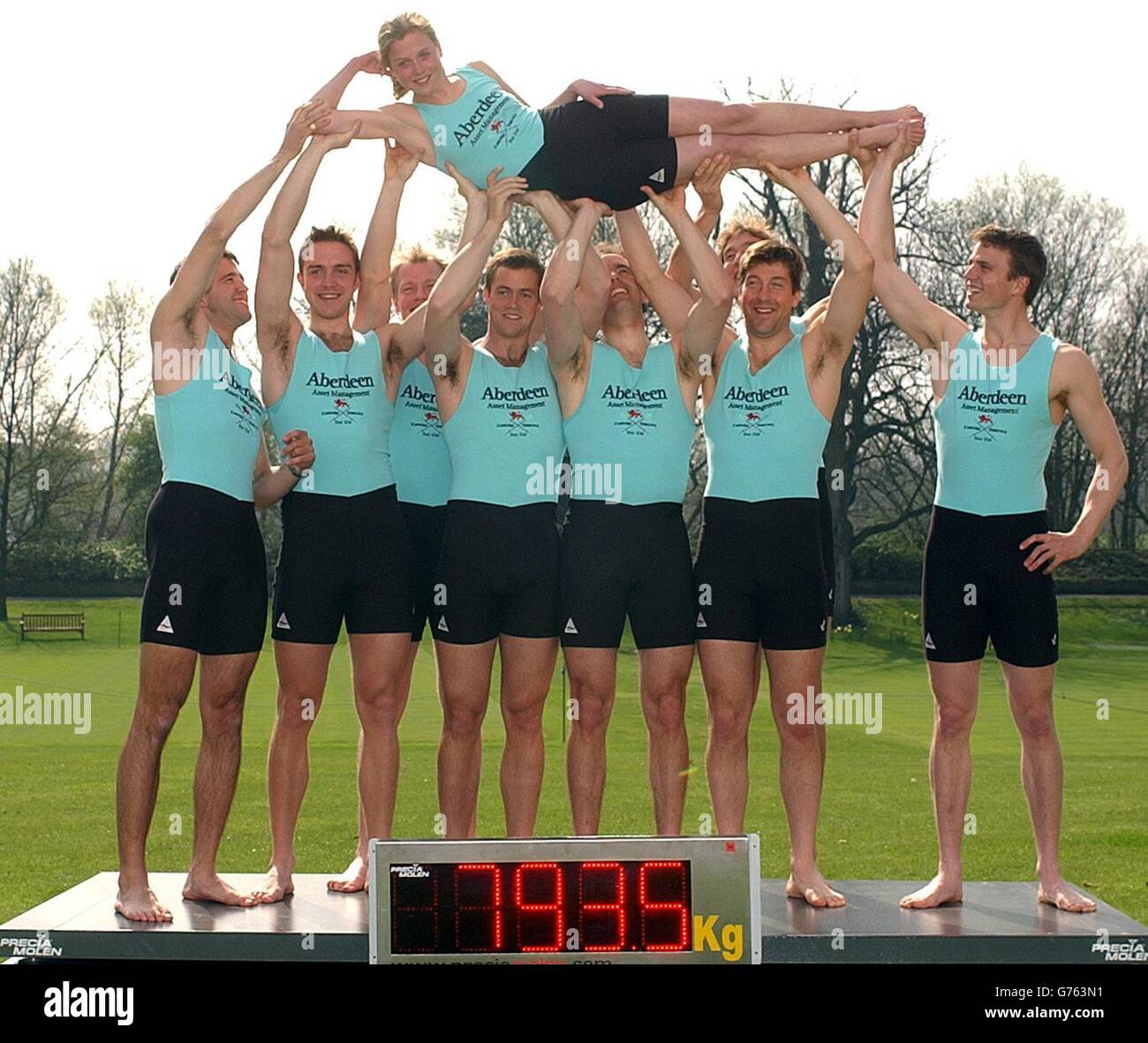 Cambridge Boat Race crew Stock Photo - Alamy