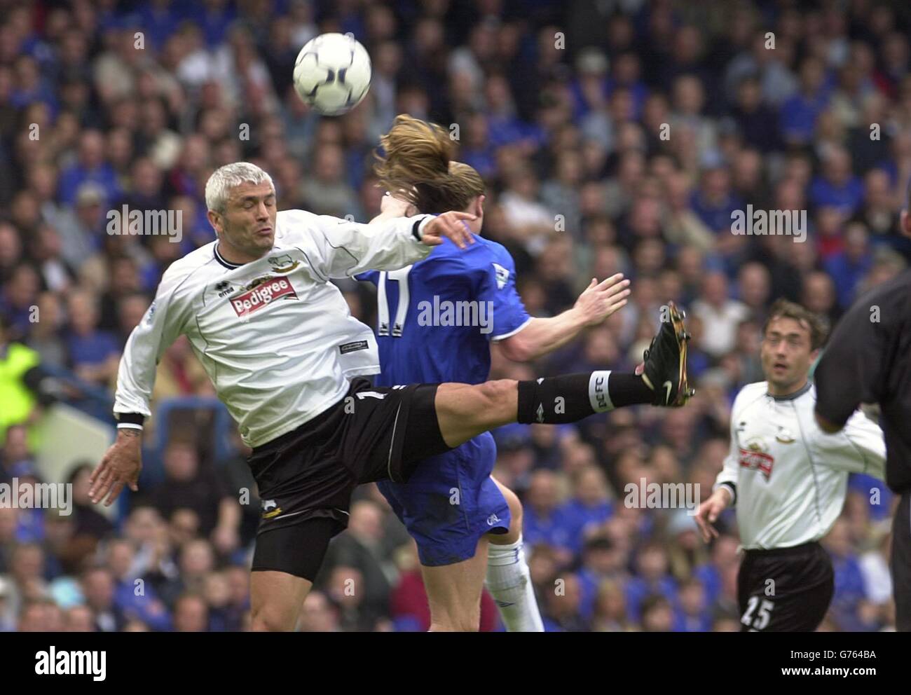 Football action emmanuel petit hi-res stock photography and images - Alamy