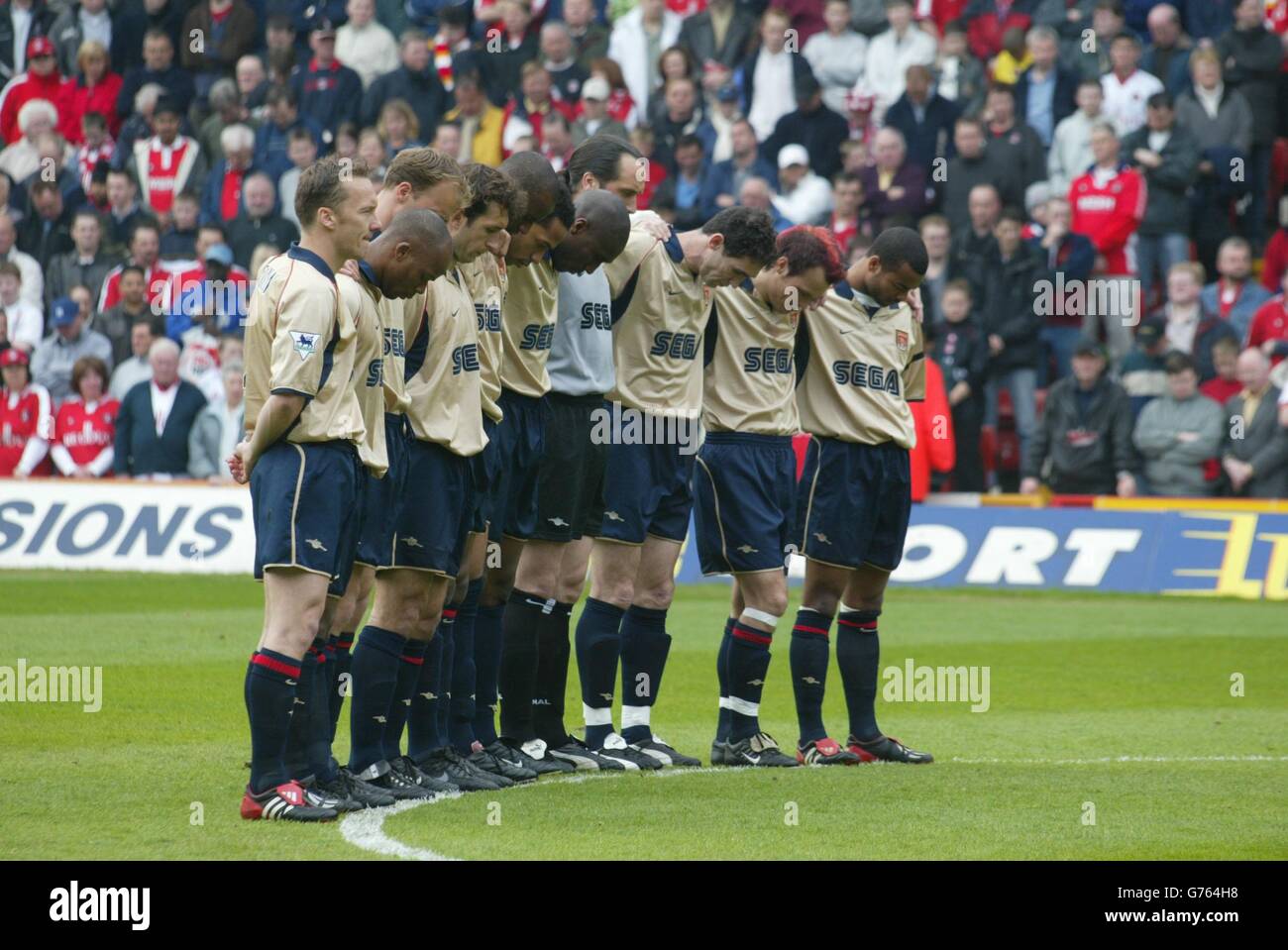 Elizabeth charlton hi-res stock photography and images - Alamy