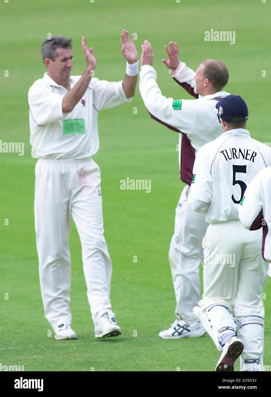 Alec stewart and andrew caddick hi-res stock photography and images - Alamy