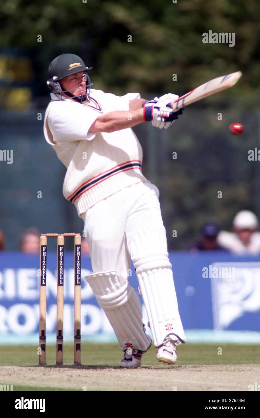 Leicestershires trevor ward hooks boundary hi-res stock photography and ...