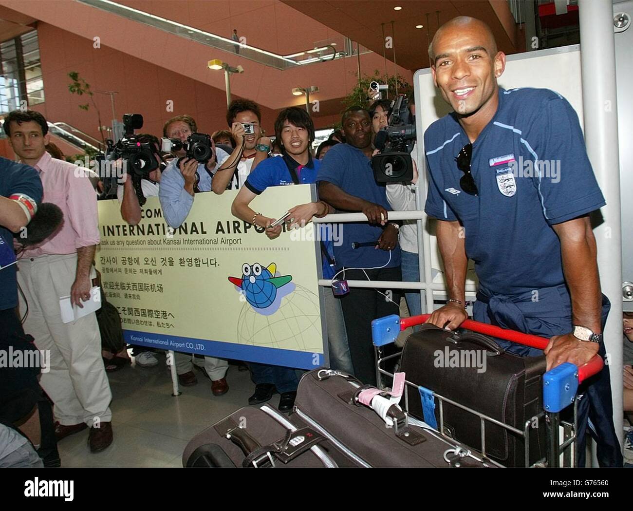 Danny murphy football england hi-res stock photography and images - Alamy