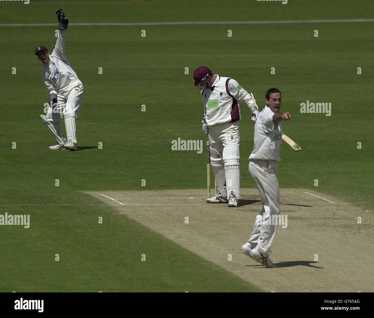 Sport cricket action martin bicknell hi-res stock photography and ...