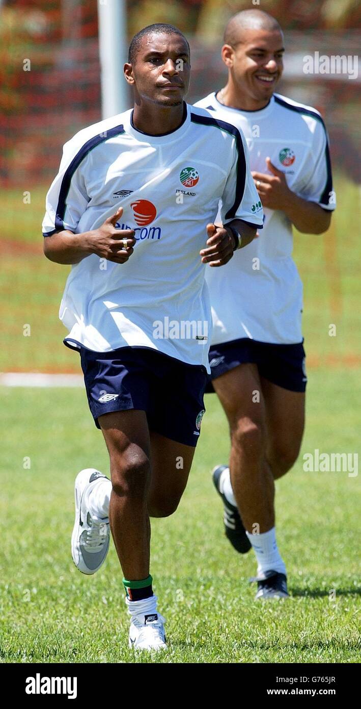 Republic of Ireland's Clinton Morrison and Steven Reid (right) during a ...