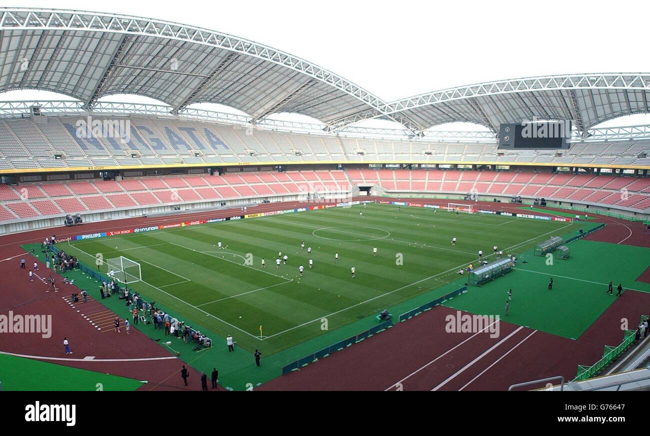 The Ireland team during training at the Niigata Big Swan stadium, ahead ...