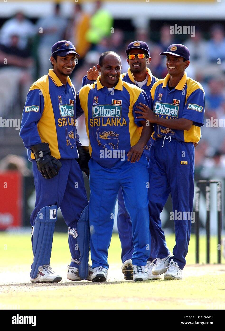 Sri lankan cricket captain hi-res stock photography and images - Alamy