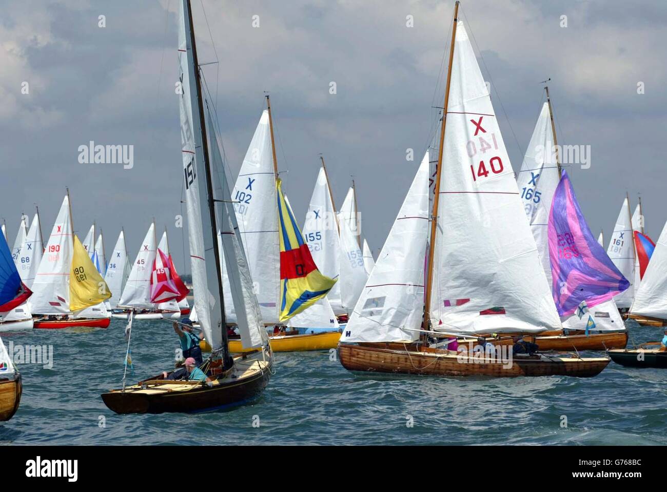 Cowes week start line hi-res stock photography and images - Alamy