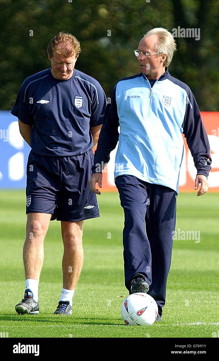 England Training - Eriksson and McClaren Stock Photo - Alamy