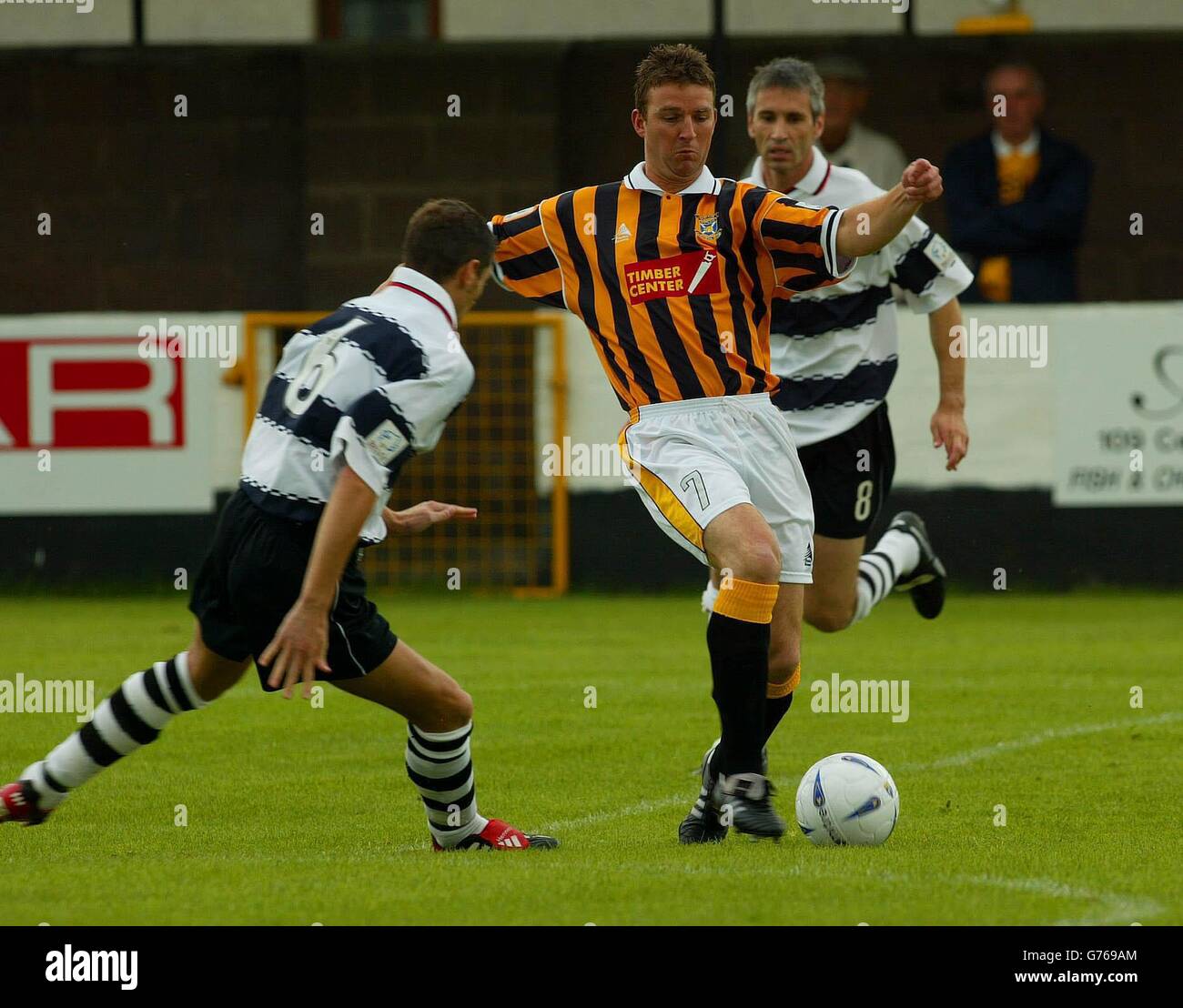 Gretna's Matt Henney and East Fife's James Nairn (R) during CIS ...