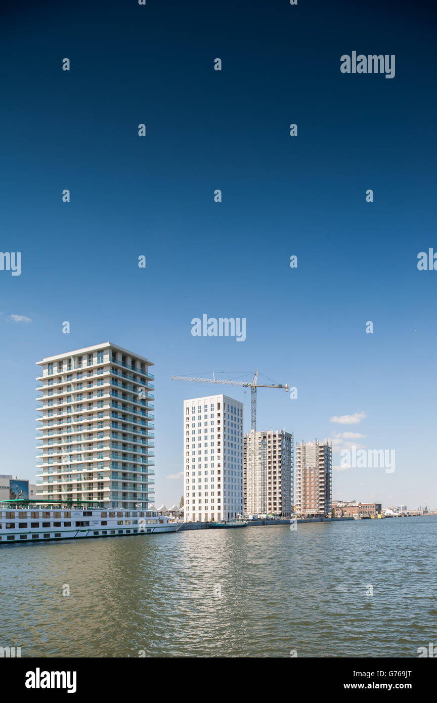 Belgium, Antwerp, towers at Kattendijkdok-Westkaai Stock Photo - Alamy
