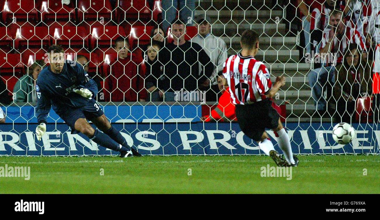 Paul gerrard everton hi-res stock photography and images - Alamy