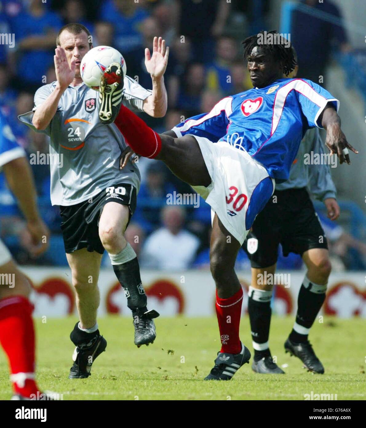 Portsmouth v Millwall Stock Photo - Alamy