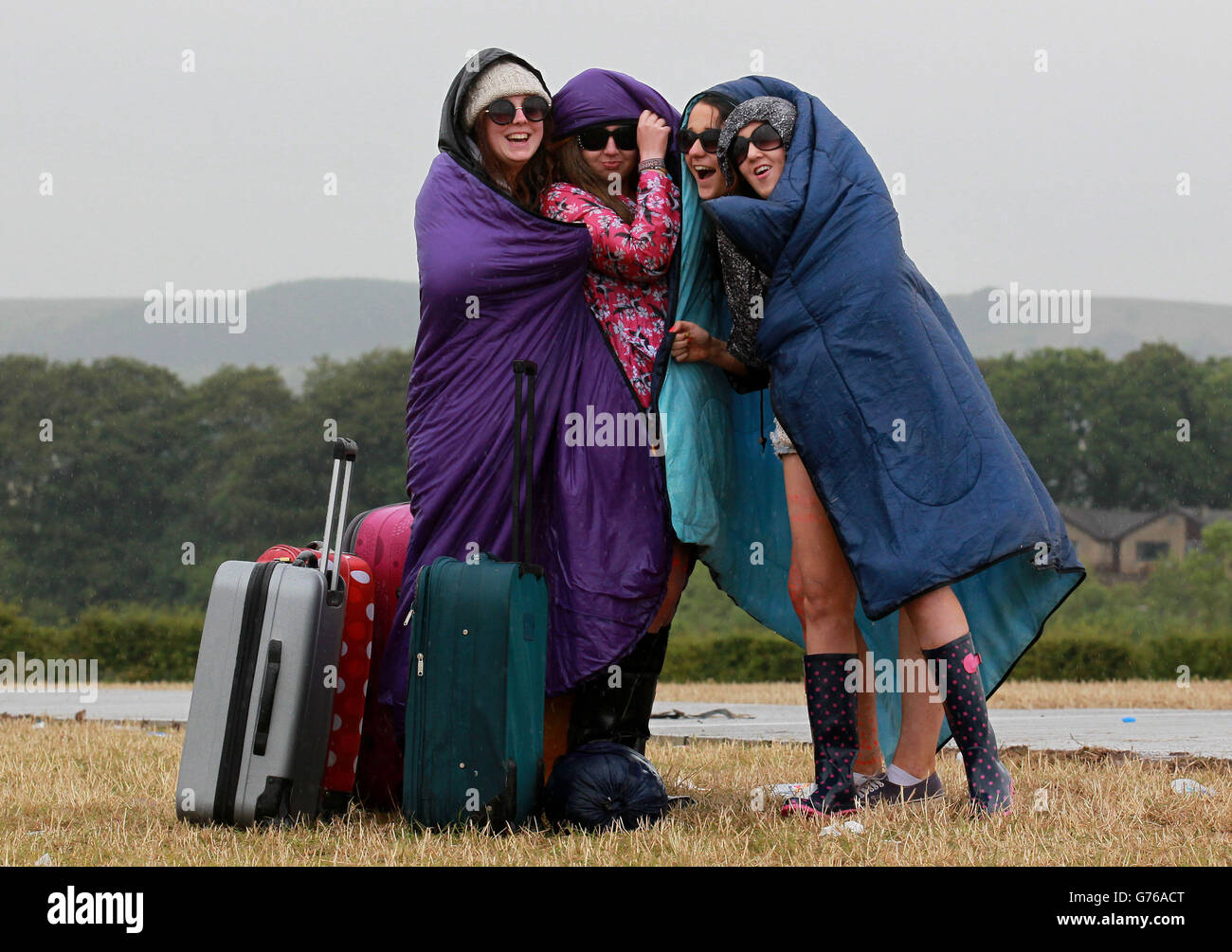 Festival goers (from left) Megan Williamson, Emma McIntosh, Chloe ...
