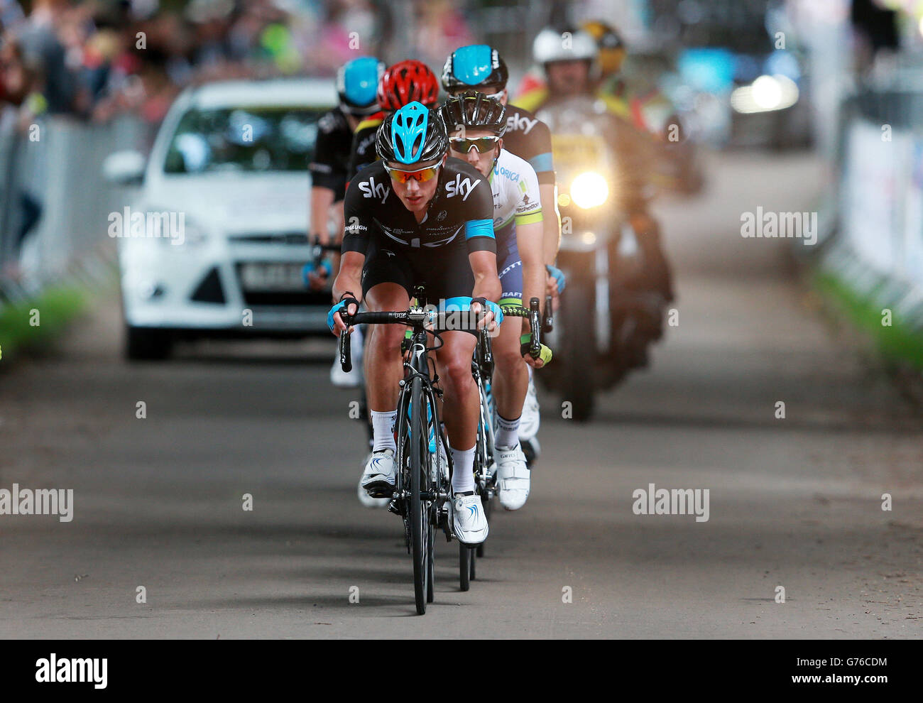 Peter Kennaugh on his way to victory in the Mens Road Race during the ...