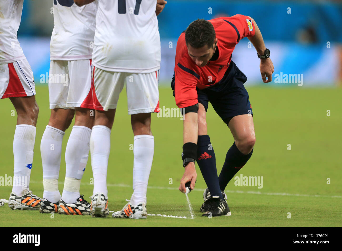 Referee spray High Resolution Stock Photography and Images - Alamy