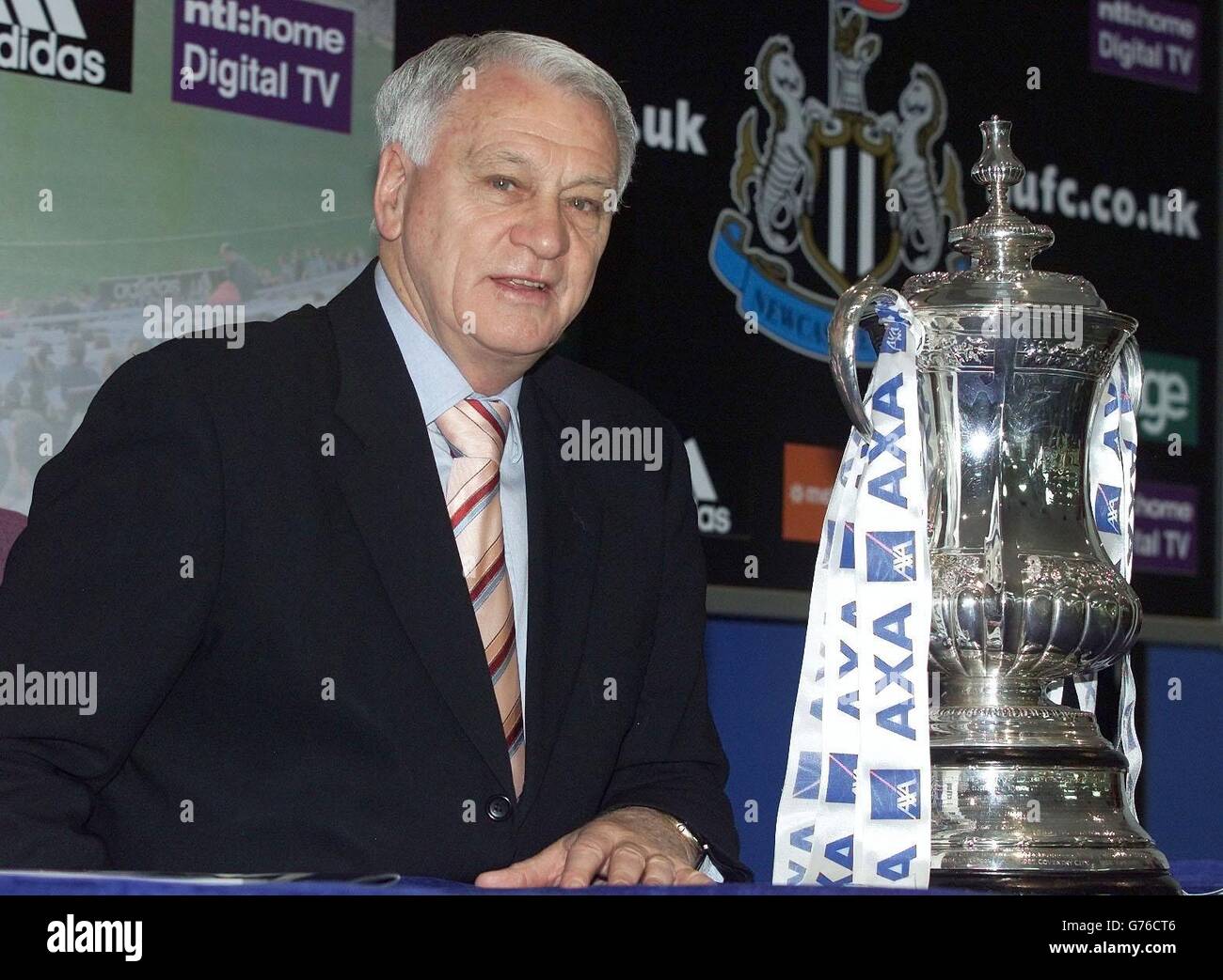 Newcastle United manager Bobby Robson at a press conference at St James ...