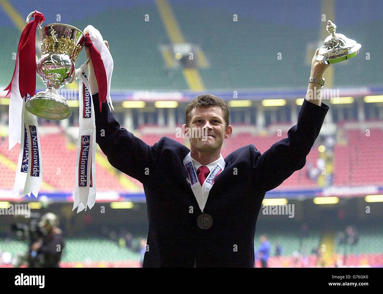 Nationwide football winners hi-res stock photography and images - Alamy