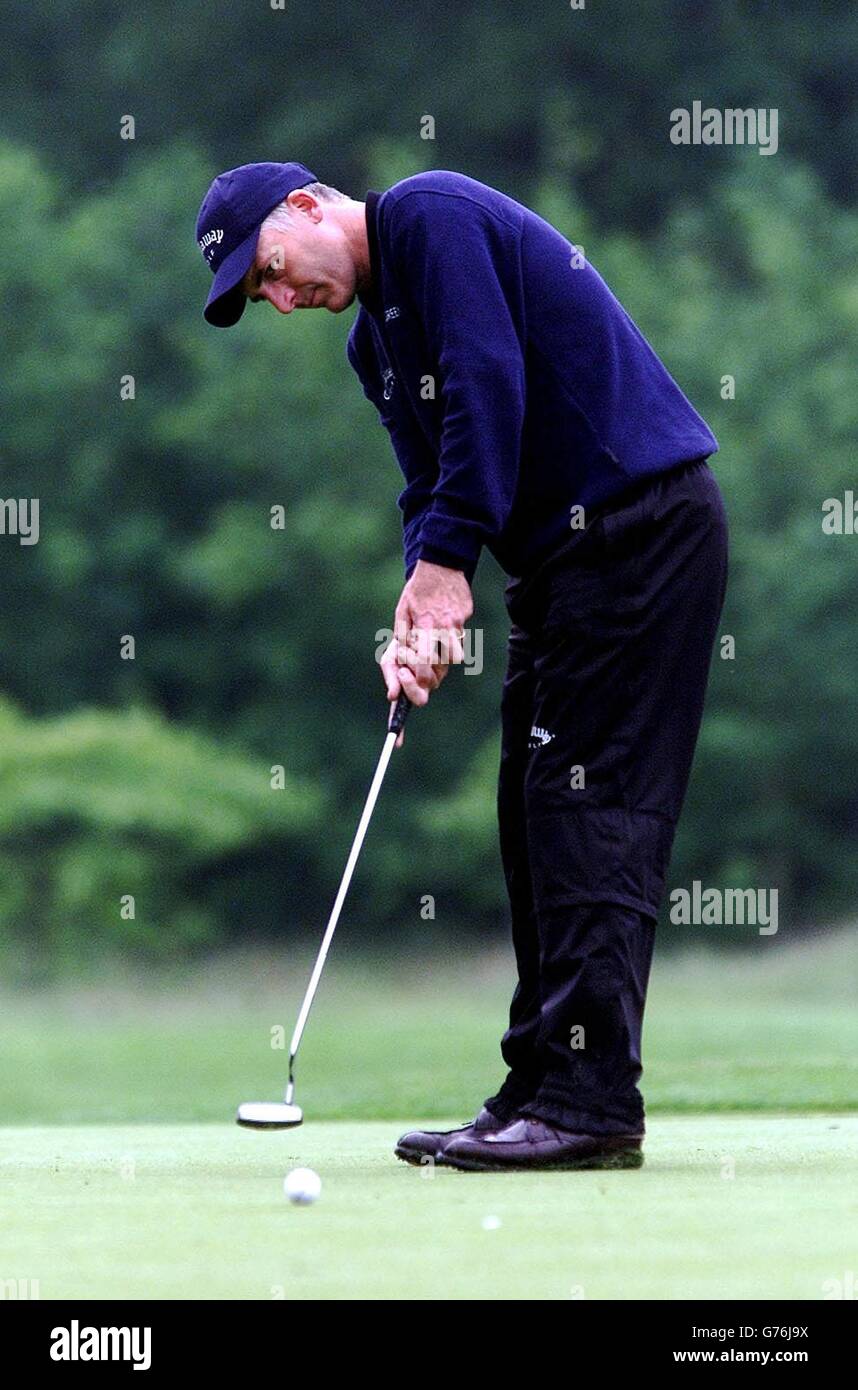 Sport golf action philip price hi-res stock photography and images - Alamy