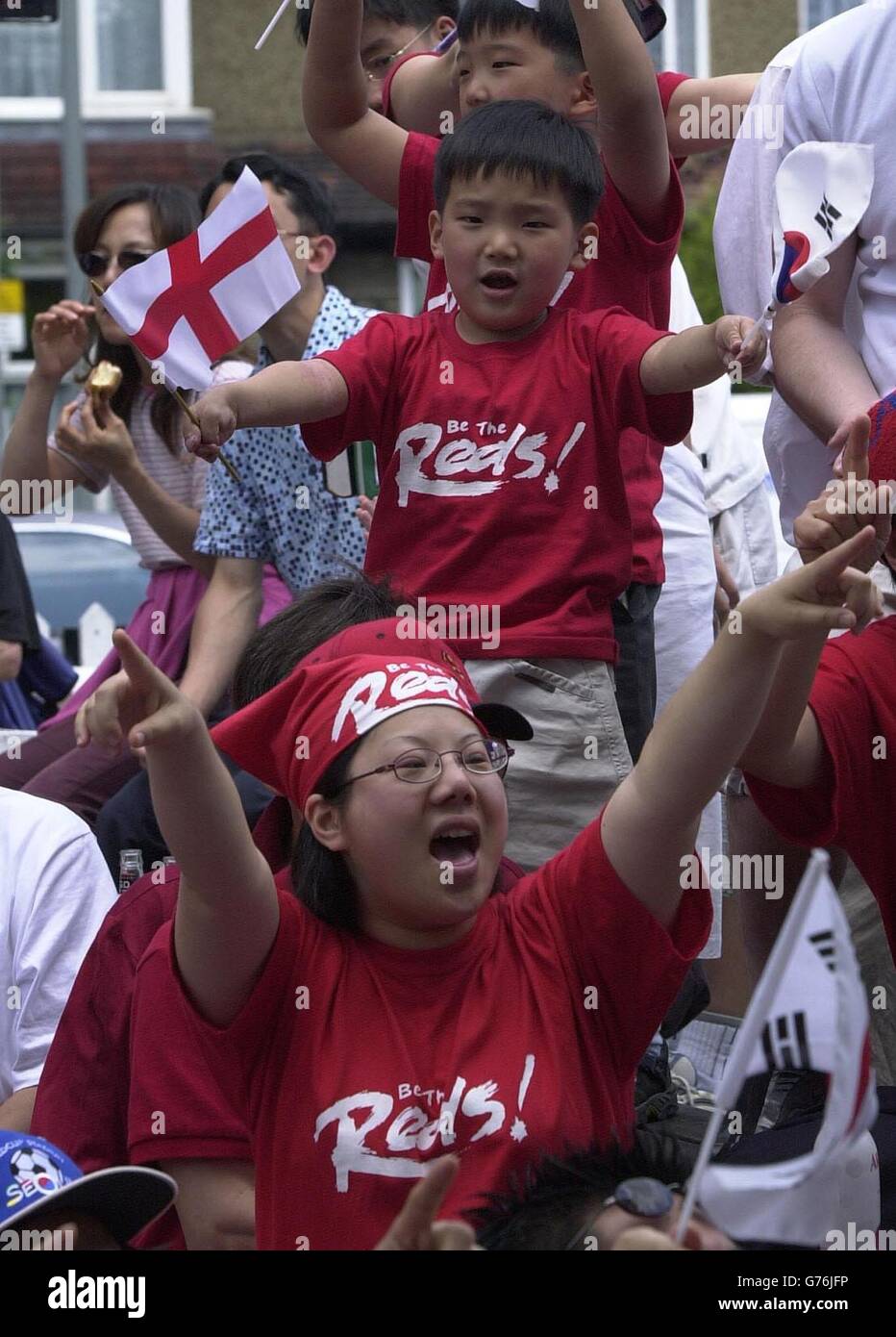 Fifa world cup 2002 south korea japan hi-res stock photography and ...