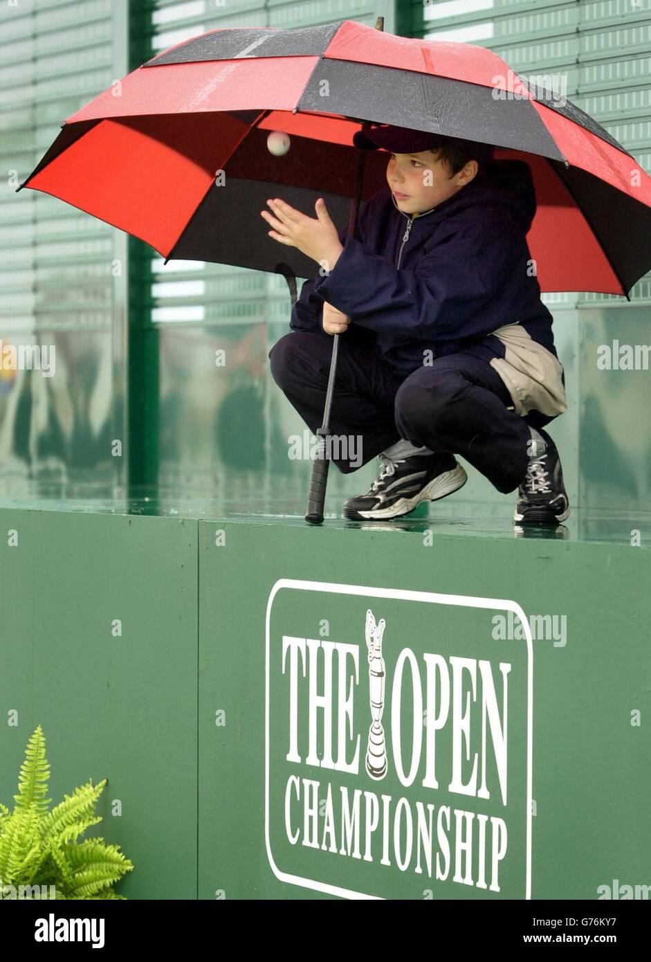 Spectator at Muirfield Open Championship Golf Stock Photo - Alamy