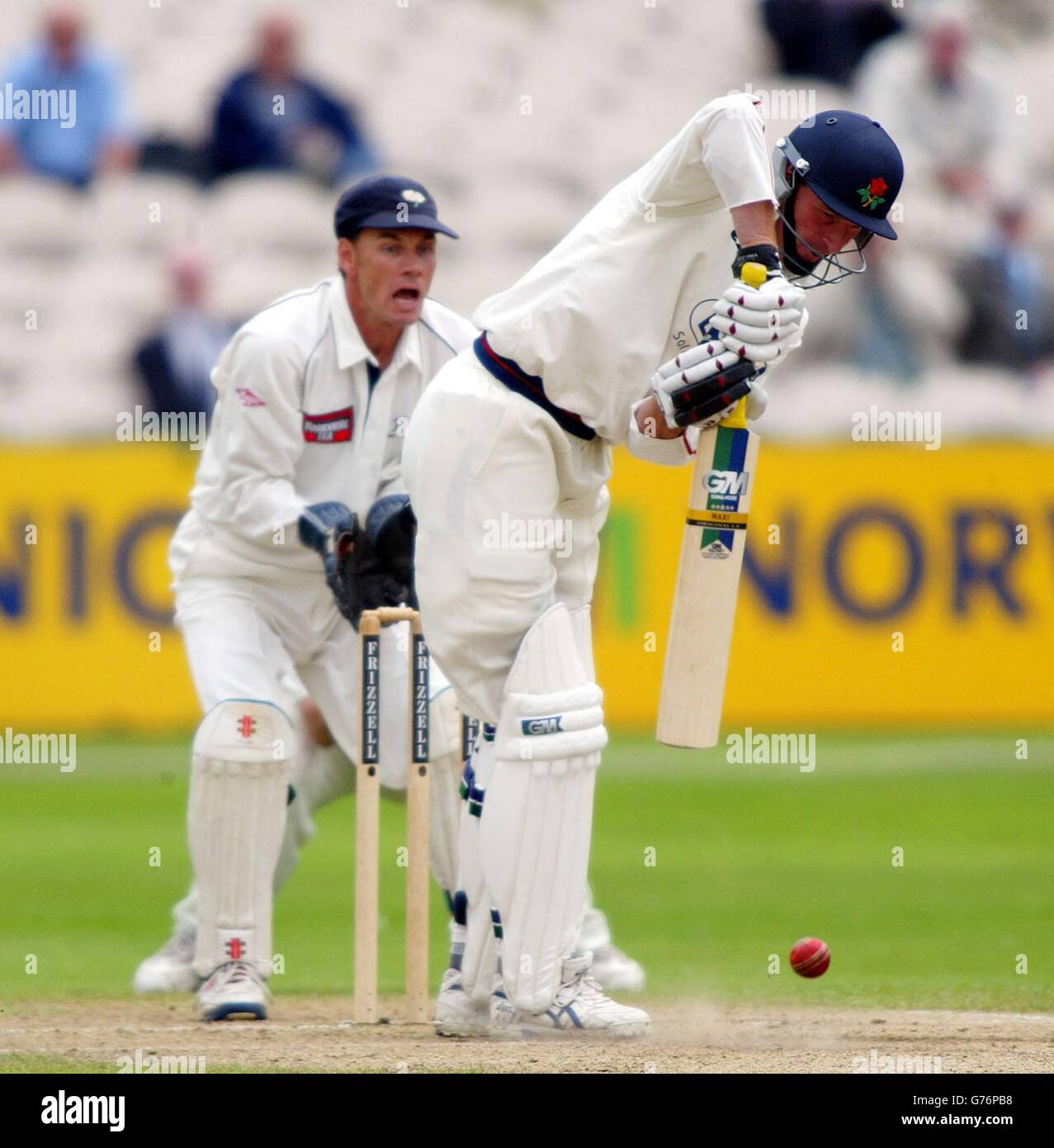Lancashire v yorkshire richard blakey hi-res stock photography and ...