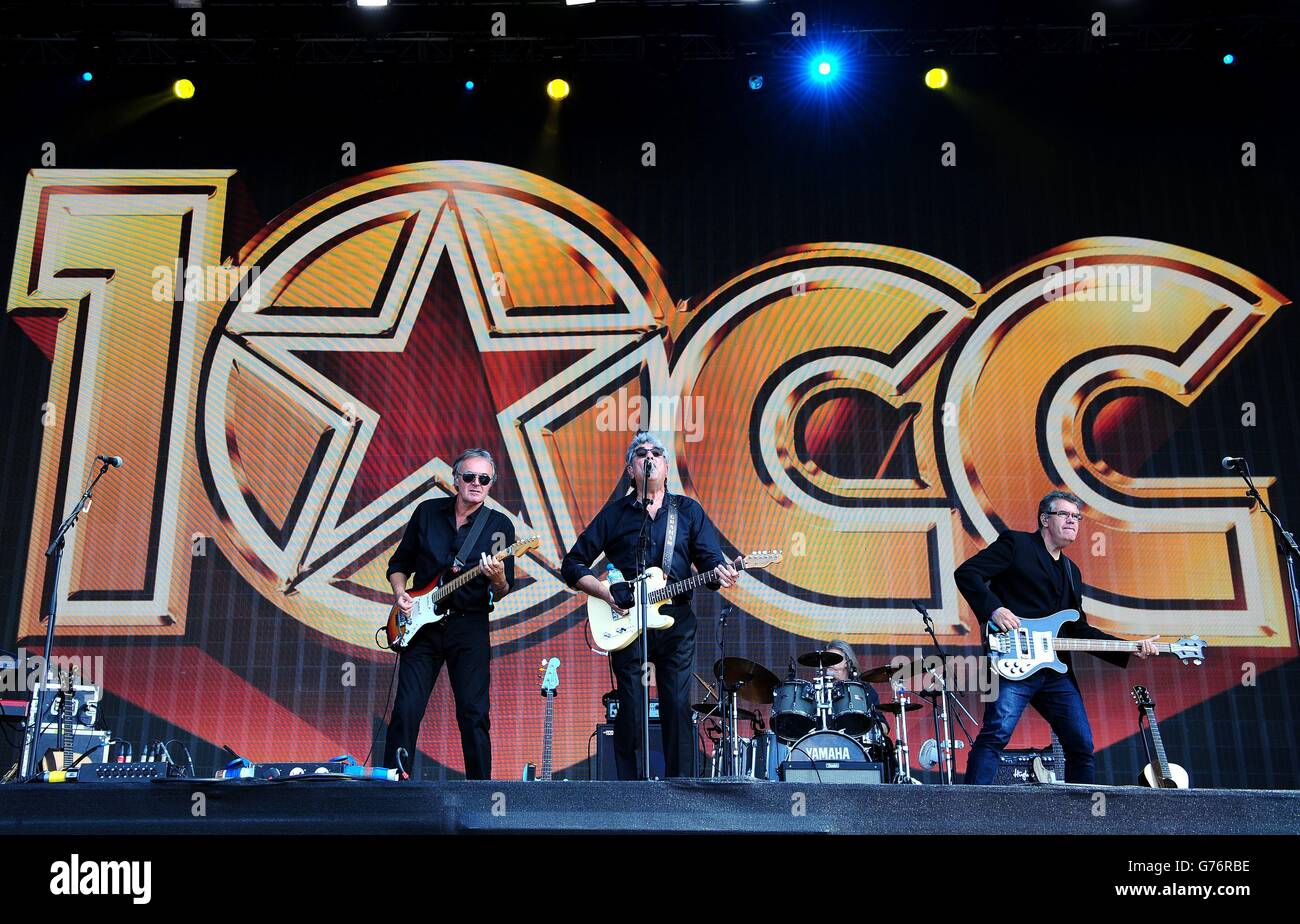 10cc hi-res stock photography and images - Alamy