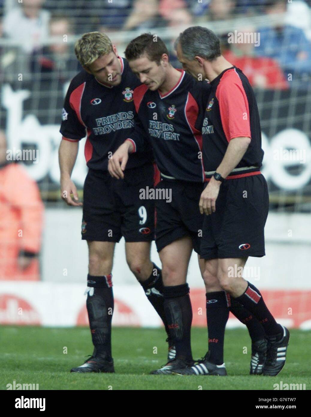 Southamptons matt oakley hi-res stock photography and images - Alamy