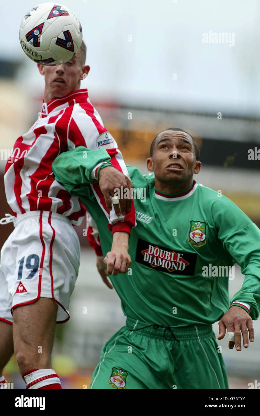 Football soccer stoke hi-res stock photography and images - Alamy