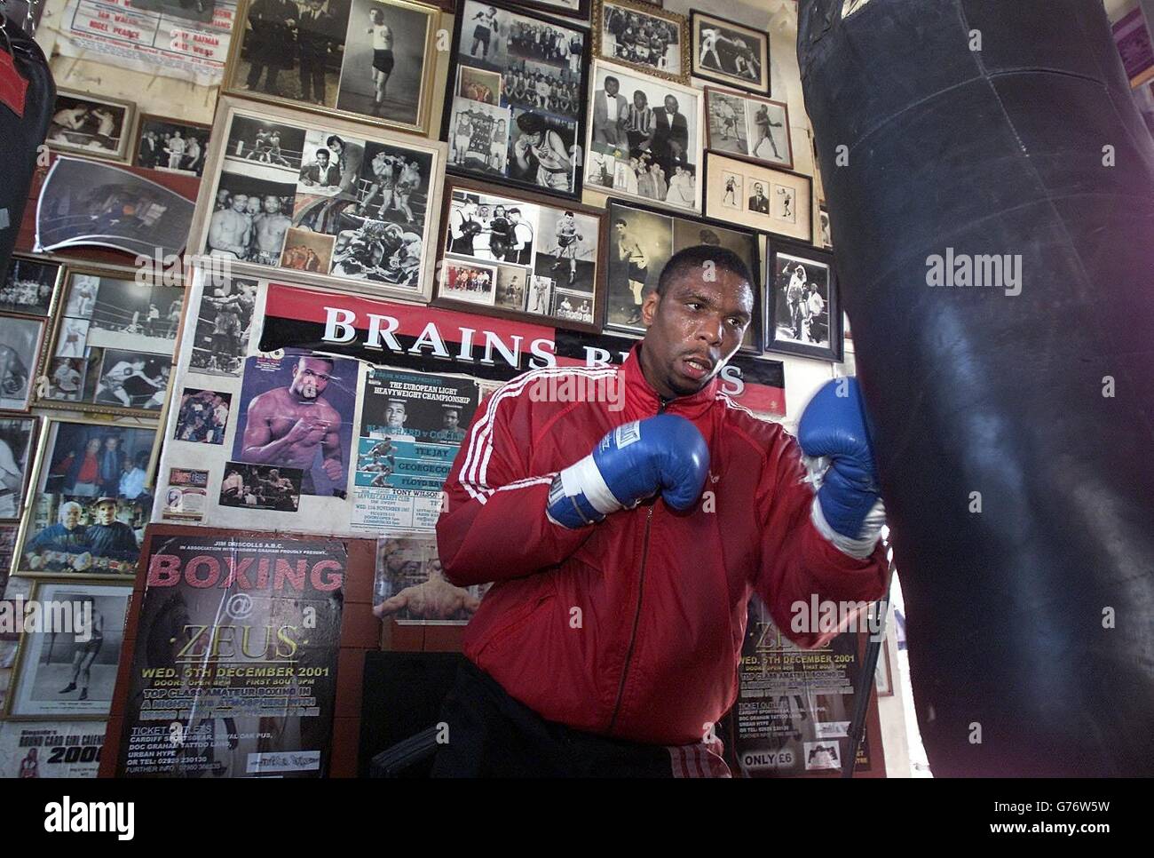 Boxer charles brewer trains driscoll jim sic cardiff hi-res stock ...